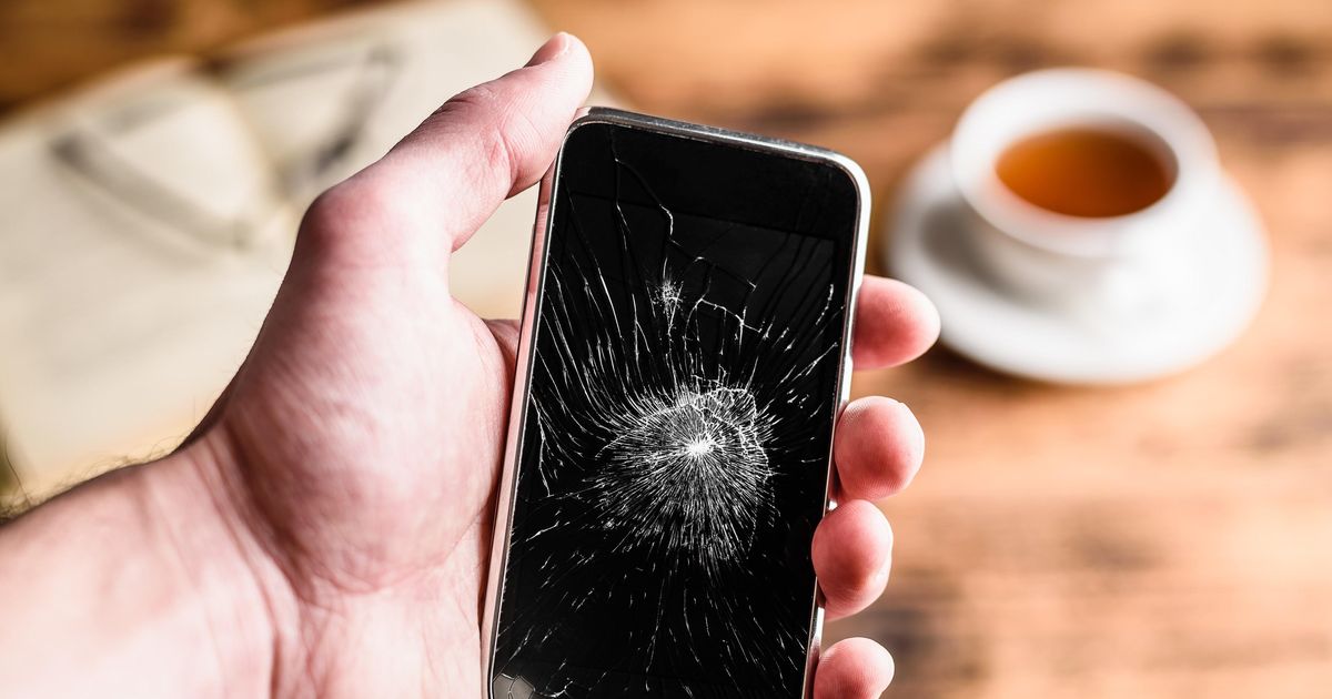Duhovni pomen tega, da se vam razbije EKRAN na telefonu - Sensa.si