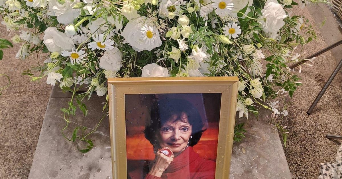 Tina Košir: "Kot da mi je to pesem poslala Manca..." - Sensa.si