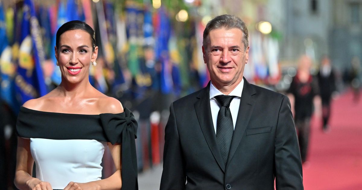 Kaj sta po horoskopu Robert Golob in Tina Gaber ter kako ti dve ...